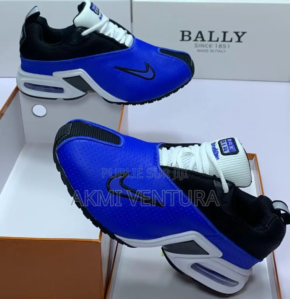 Shoes Air Nike Pour Homme - Akmi Prix : $45 sur Jiji.cd [Lubumbashi]